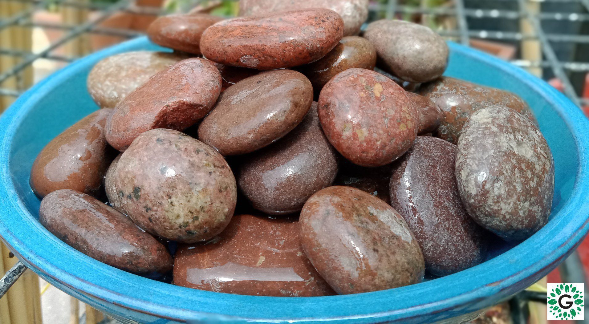 Red Pebbles 20kg Garden Decor Stones - Green Experts Landscape
