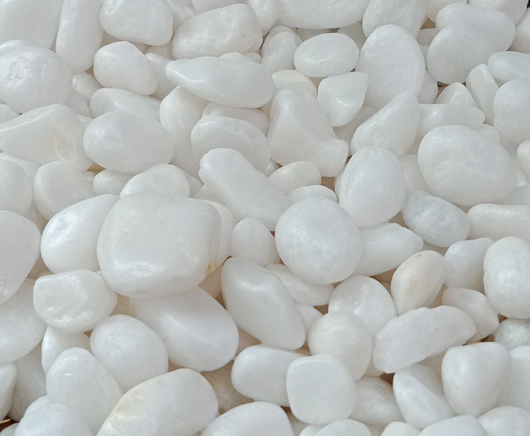 White Pebbles - Green Experts Landscape